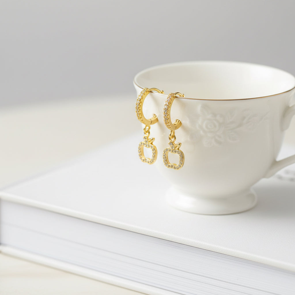 Huggies 🍏 Manzana | Nicola Joyería – Nicola Joyeria